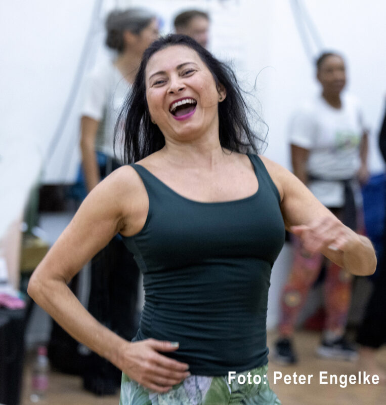 Brasil Power Dance mit Sonya Cipriano - a compás Studio&Location